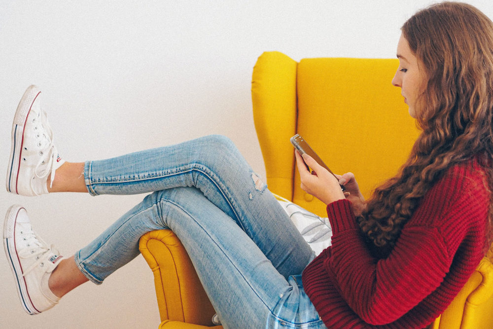 When Should Your Child Get A Cellphone RezilientKidz